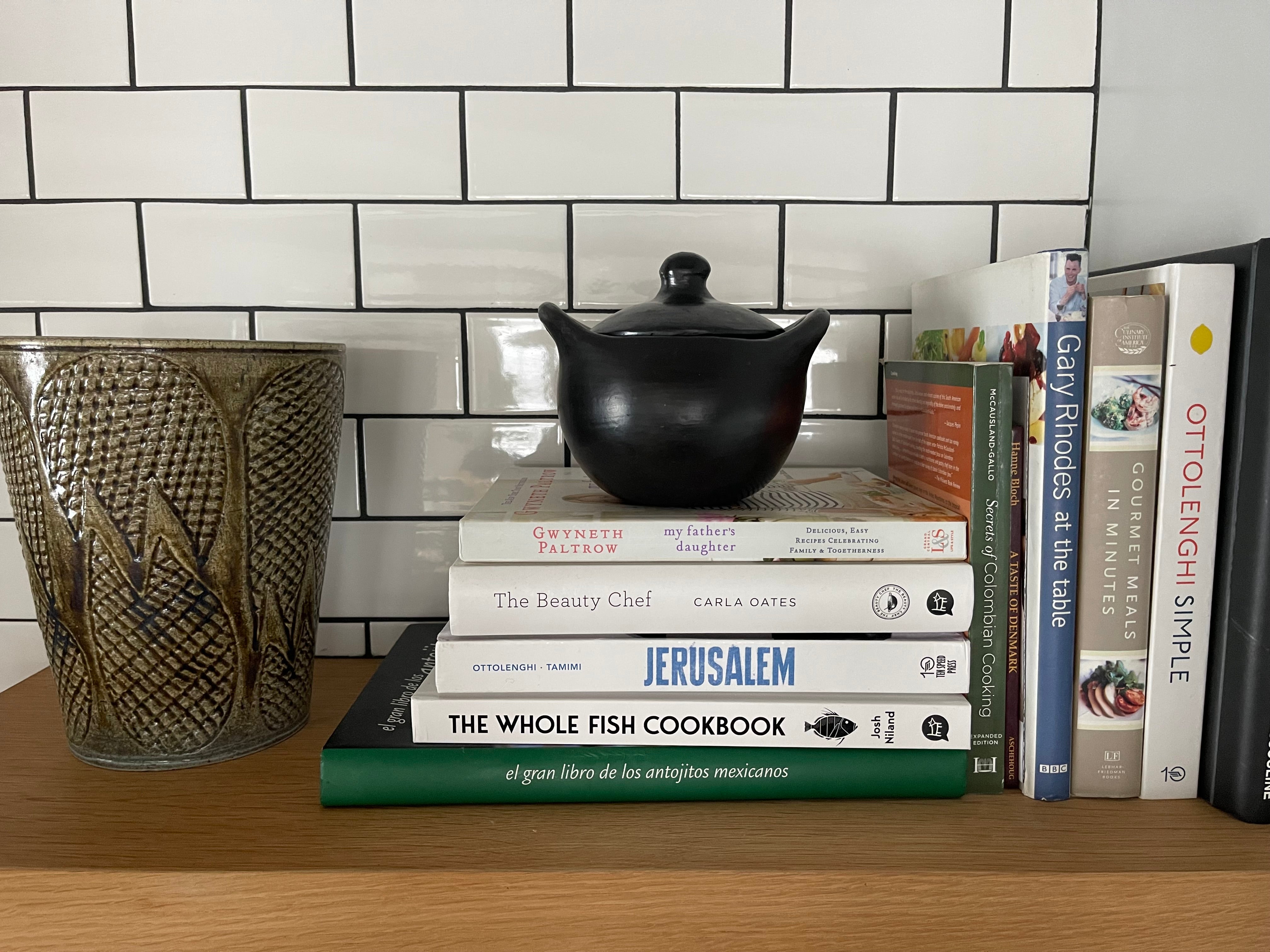 La Chamba Mini Pot with Lid – Helecho Collective